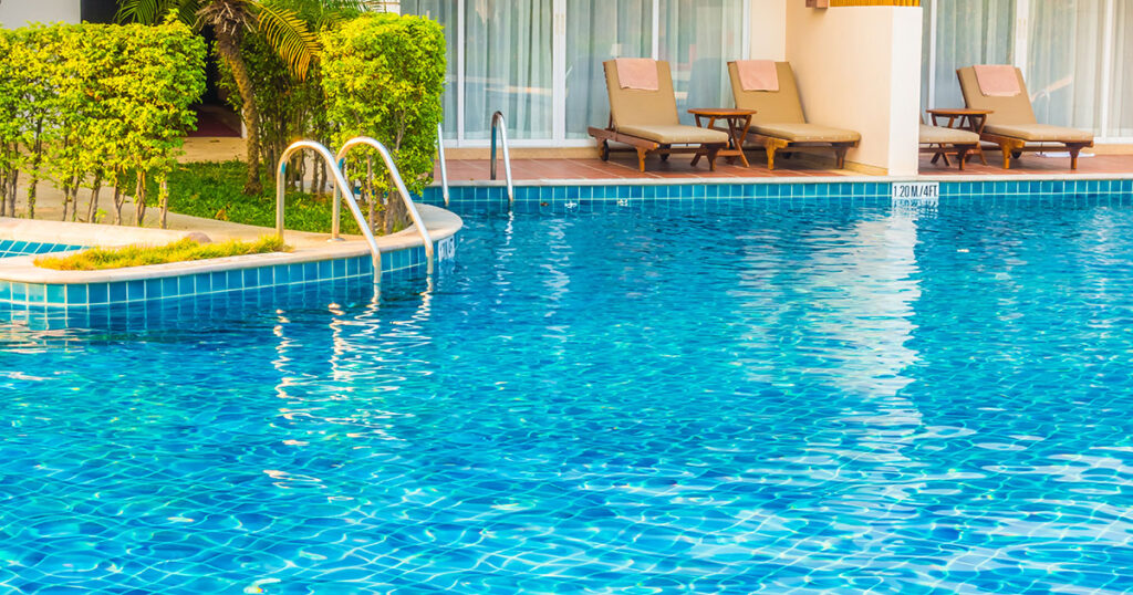 Swimming Pool Designs for Home and Resorts